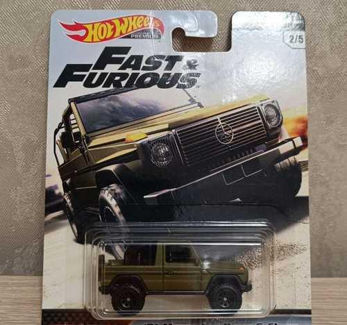 Hot wheels premium mercedes benz g class