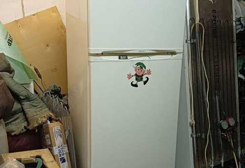 Холодильник стинол бу. Гарантия 3 месяца