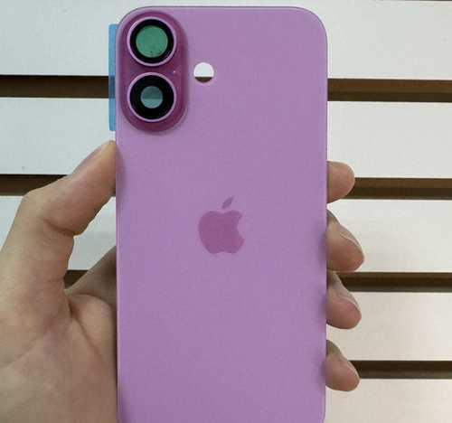 Задняя крышка iPhone 16 Pink