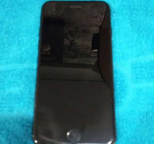 iPhone 8, 64 ГБ