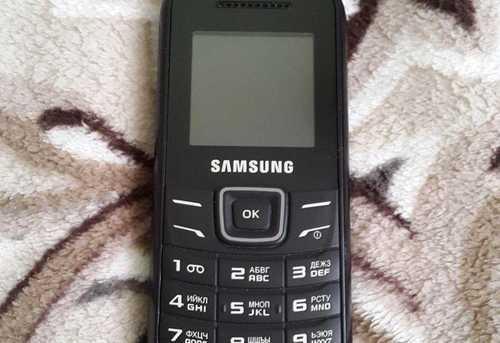 Samsung Keystone 2 GT-E1200M