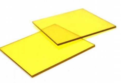 Монолитный поликарбонат 4 мм. желтый