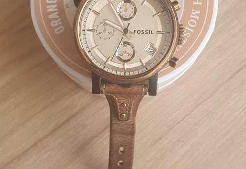 Часы Fossil женские