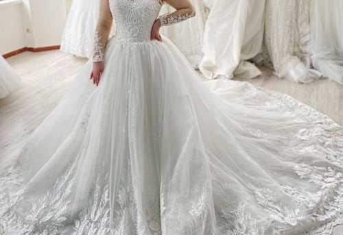Платье свадебное 42-44-46