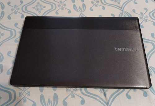 15.6" Samsung NP300E5C, 1000 ГБ, Core i3-2370M, RAM 8 ГБ, GeForce GT 620M 1 ГБ