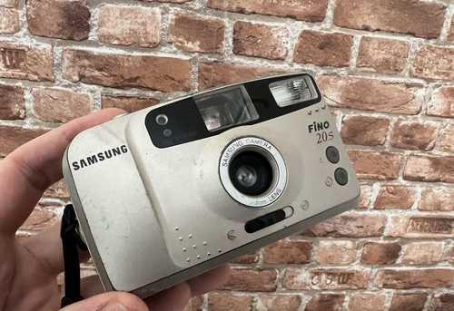 Пленочный фотоаппарат Samsung и Polaroid