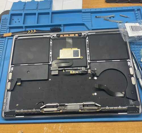 Разбор macbook pro 13 2017