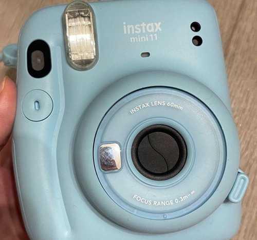 Пленочный фотоаппарат instax mini 11