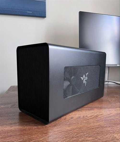 Бокс для внешней видеокарты Razer Core X