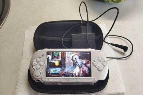 Sony psp e1008 street