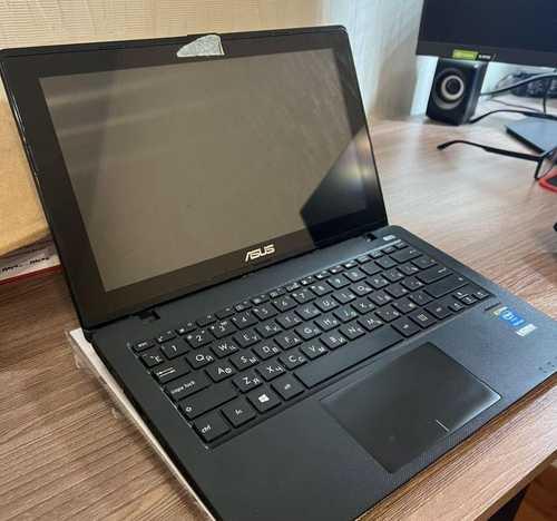 Ноутбук asus x200m