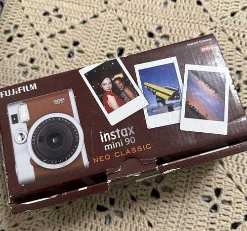 Instax Mini 90 Neo Classic фотоаппарат авт печати