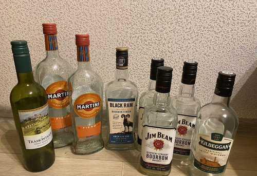 Пустые бутылки (Jim Beam, Martini, Black Ram)