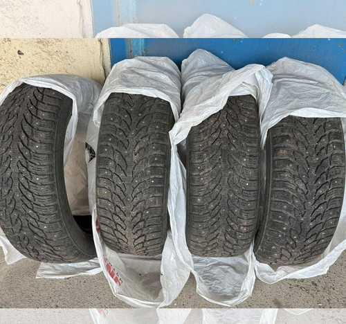 Nokian Tyres Hakkapeliitta 9 SUV 235/55 R19 105T