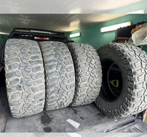 Cooper Discoverer STT Pro 325/65 R20 95V