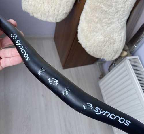 Руль Syncros 680mm