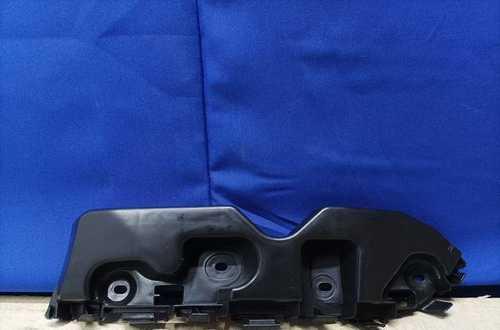 Кронштейн бампeра Renault Duster 1 2011