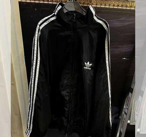 Ветровка adidas