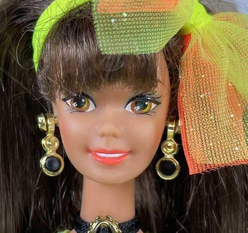 Barbie Cut ‘n Style Brunette China 1994 #3 ck