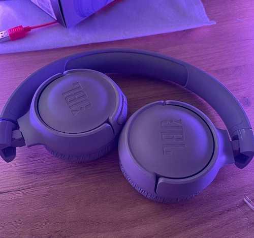 Беспроводные наушники jbl tune 520bt