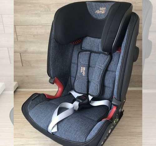 Автомобильное кресло britax romer