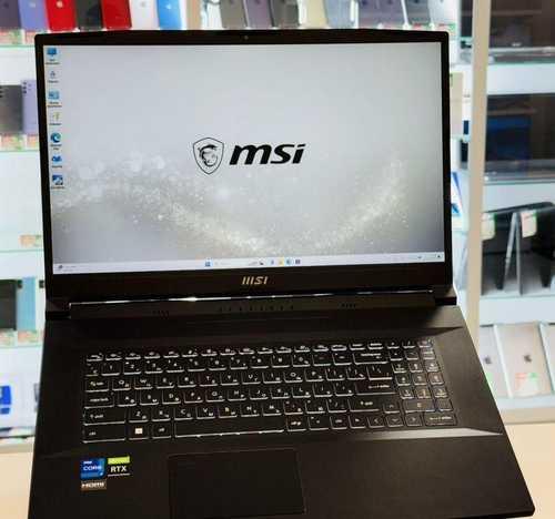 MSI CreatorPro M17 i7-12700H 16/1024 RTX A1000