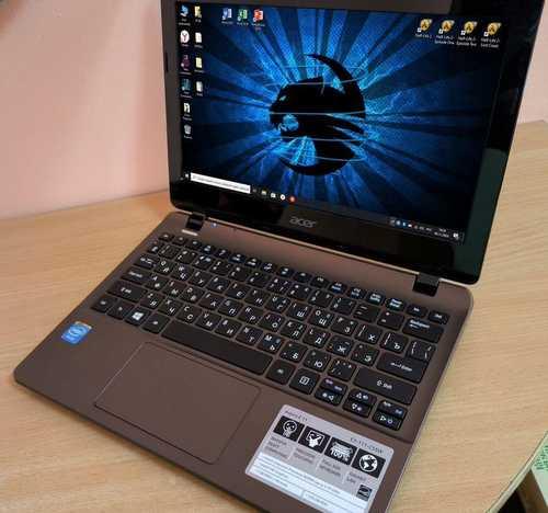 Ноутбук Acer Aspire E11 E3-111