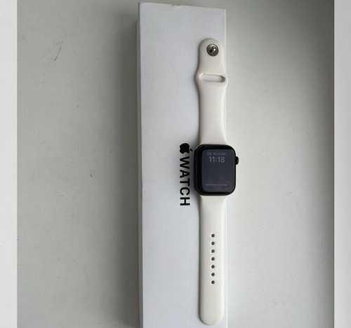 Часы apple watch se 44 mm 2021