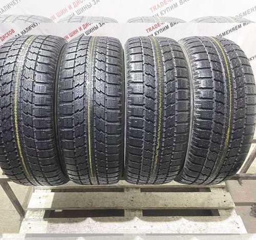 Toyo Observe GSi-5 215/60 R16 95R