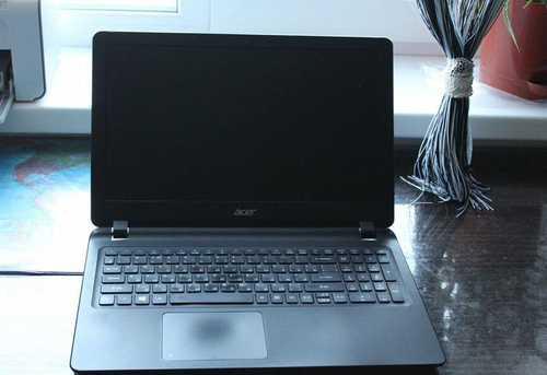Продам ноутбук Aser Aspire ES1-533