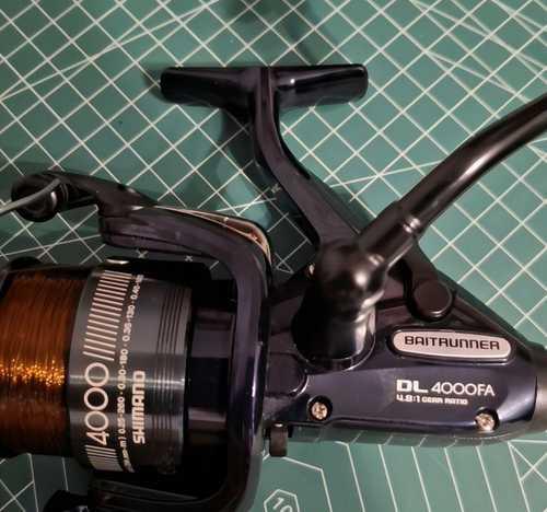 Катушка shimano baitrunner