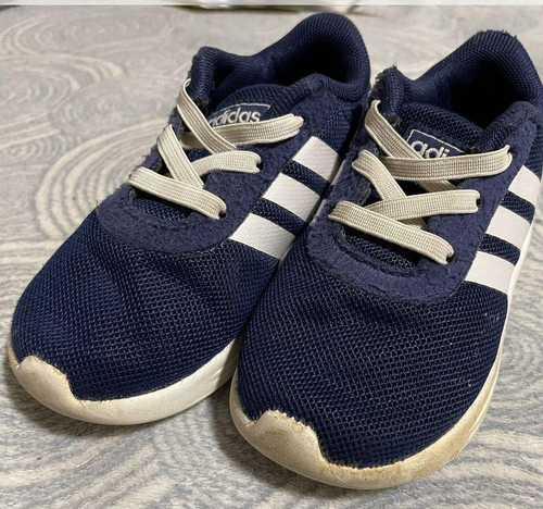 Кроссовки детские adidas 22