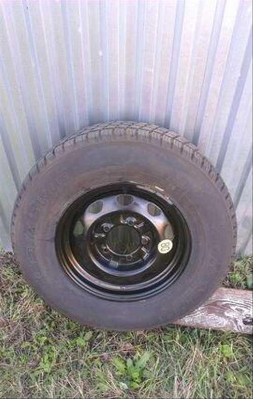 Новое запасное колесо в сборе на УАЗ