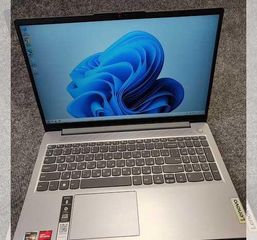 Ноутбук Lenovo IdeaPad Slim 3 15ABR8