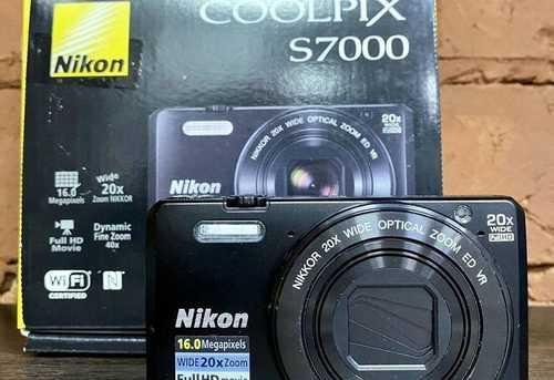 Фотоаппарат компактный Nikon Coolpix S7000