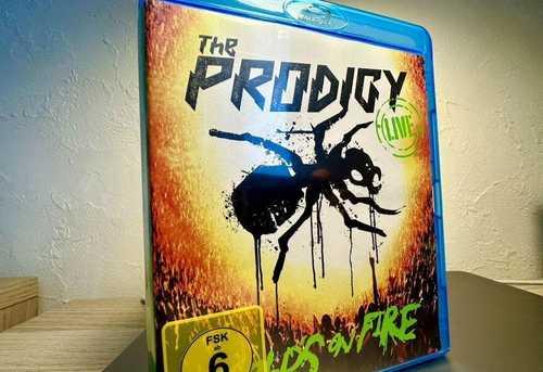 The Prodigy World's on Fire CD и BluRay