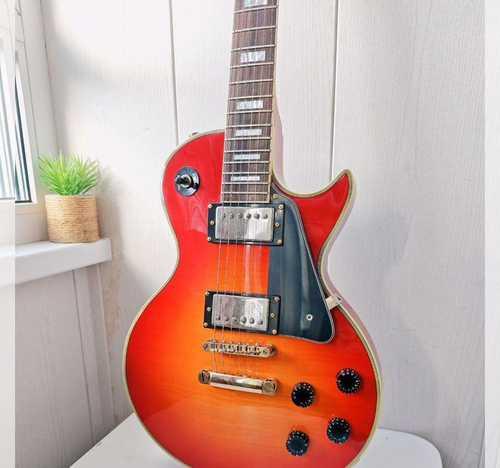 Электрогитара Epiphone Les Paul Custom