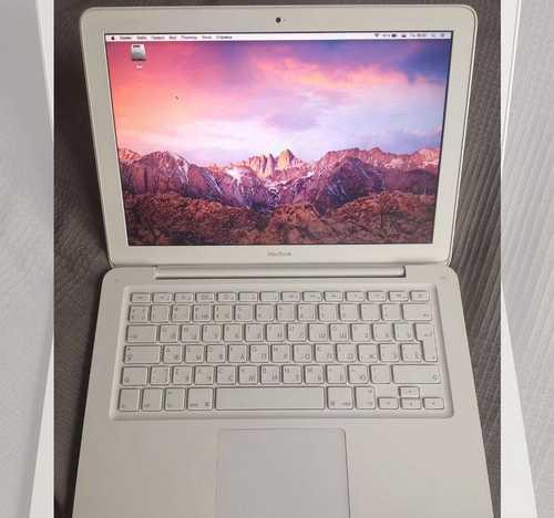 MacBook 13 2010 8Gb/SSD256Gb новая батарея