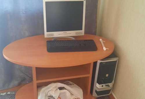 Продам журнальный стол+ компьютер