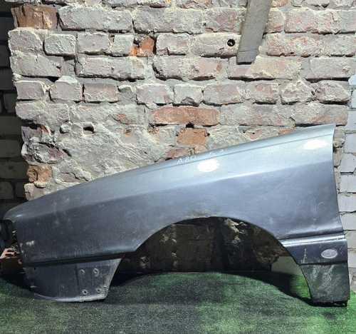 Крыло левое Audi 80 B3