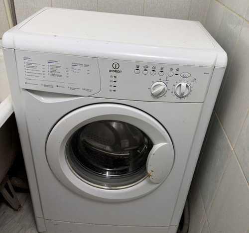 Стиральная машина indesit wisl 82