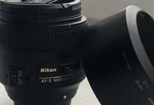 Объектив Nikkor 85mm 1.8