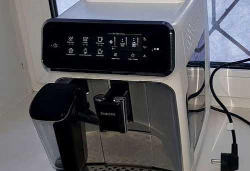 Кофемашина Philips EP3243 LatteGo