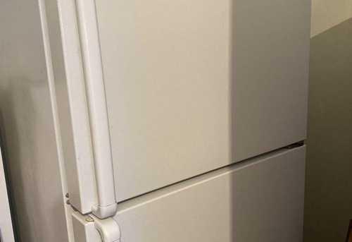Холодильник whirpool ARG493 широкий