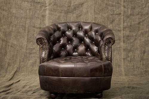 Кресло Comfort Dark Leather and Wood