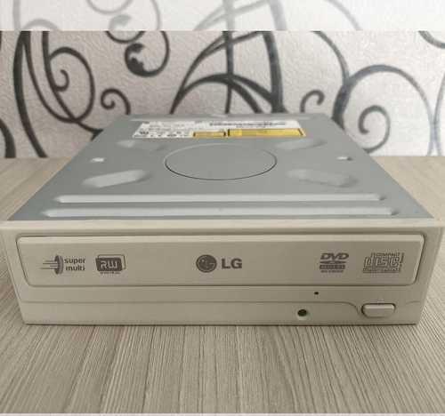 Привод LG DVD-R/RW (GSA-H42N)