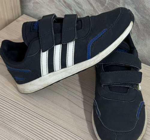 Кроссовки детские adidas 33 размер