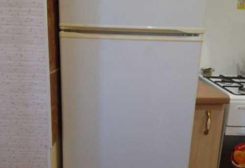 Холодильник атлант двухкамерный бу 12 000руб