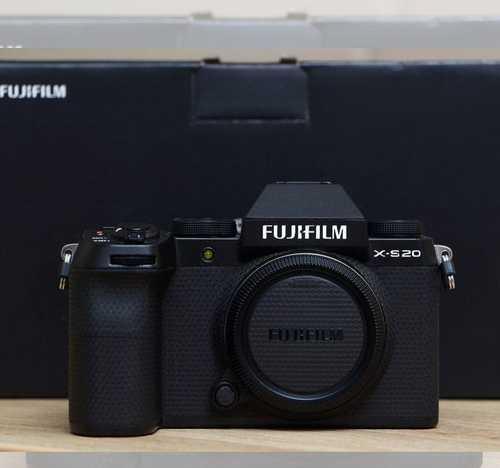 Fujifilm X-S20 869 кадров