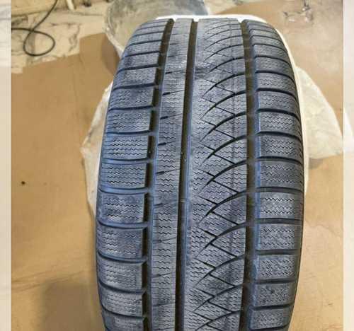 GT Radial Champiro WinterPro HP 245/45 R17